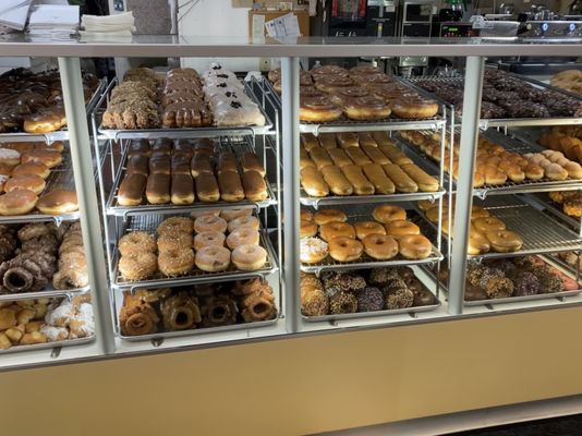 MASTER DONUTS - Updated June 2024 - 102 Photos & 161 Reviews - 7601 ...