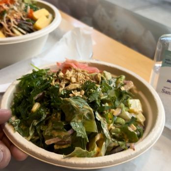 HULA POKE - Updated July 2024 - 122 Photos & 138 Reviews - 1028 ...