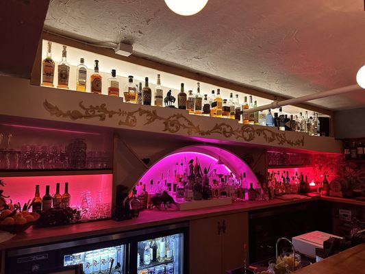 THE RABBIT BOX - Updated October 2024 - 39 Photos & 21 Reviews - 94 ...