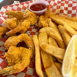 FISH N TAILS OYSTER BAR - 94 Photos & 72 Reviews - 1152 N Buckner Blvd ...