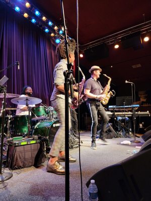 DIMITRIOU’S JAZZ ALLEY - 466 Photos & 439 Reviews - 2033 6th Ave ...