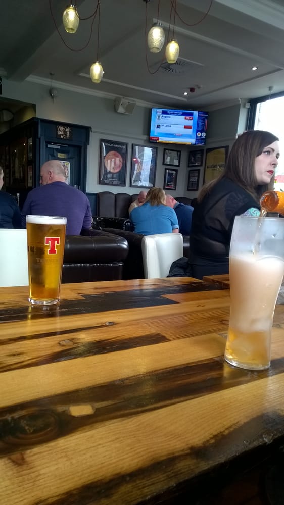 THE PUB - Updated April 2024 - 11 Newmarket Road, Edinburgh, United ...