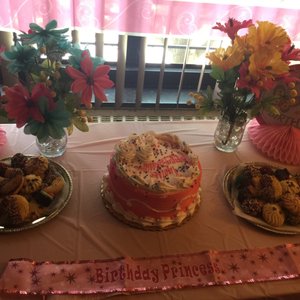 ANGELA’S BAKERY - 190 Photos & 156 Reviews - 717 Knickerbocker Ave ...