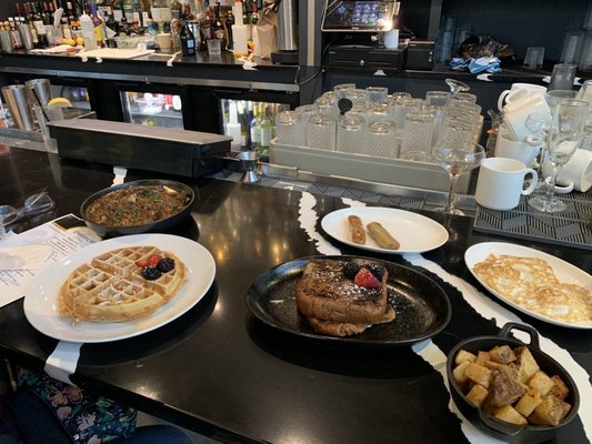 THE BREAKFAST CLUB - 146 Photos & 53 Reviews - 8240 Fenton St, Silver ...