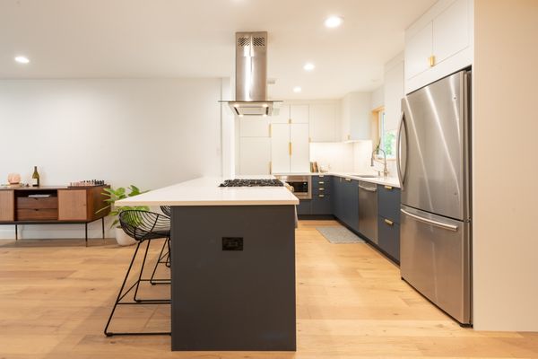 INSIDE OUT CONSTRUCTION - Updated January 2025 - 159 Photos & 29 ...