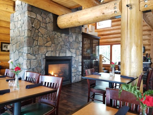 STONE CLIFF INN - 331 Photos & 459 Reviews - 17900 S Clackamas River Dr ...