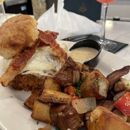 BAY LOCAL EATERY - Updated May 2025 - 317 Photos & 92 Reviews - 1640 ...