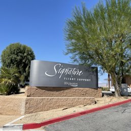 Signature Flight Support Reviews | Read Customer Service Reviews of ...