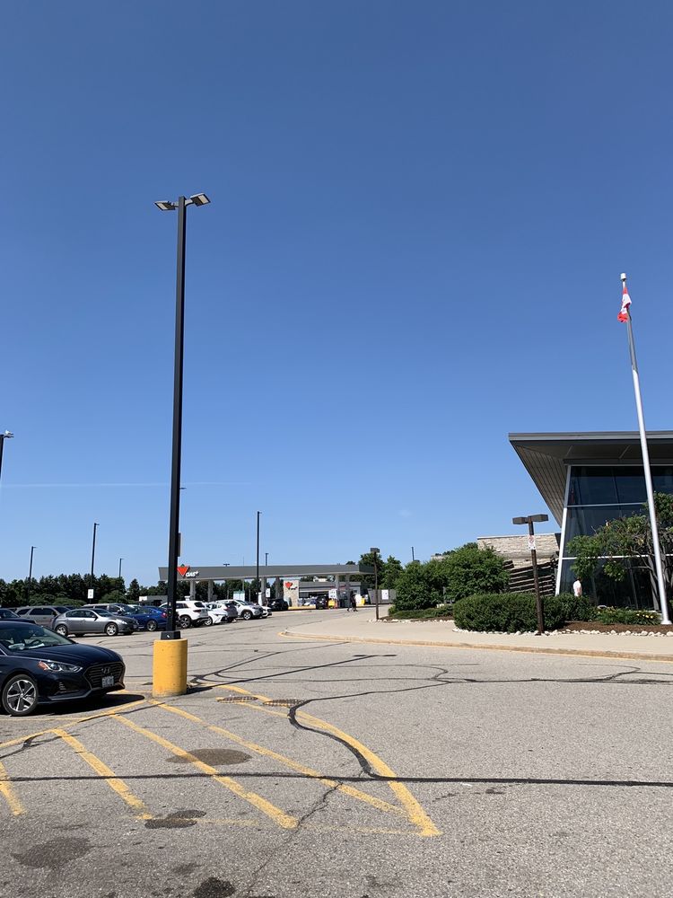 ONROUTE - Updated June 2025 - 61 Photos & 32 Reviews - 401 Eastbound ...