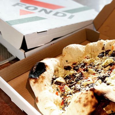 FONDI PIZZERIA - Updated August 2025 - 418 Photos & 426 Reviews - 4621 ...