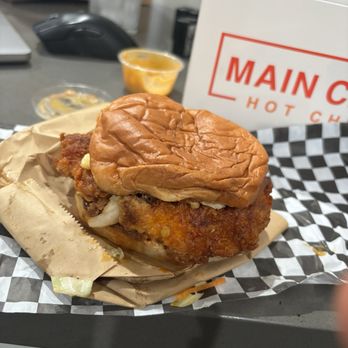 MAIN CHICK HOT CHICKEN - Updated August 2025 - 523 Photos & 611 Reviews ...