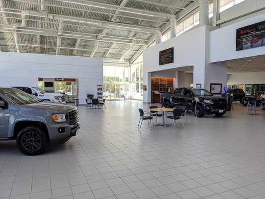 RYDELL CHEVROLET GMC - Updated July 2025 - 30 Photos & 35 Reviews ...