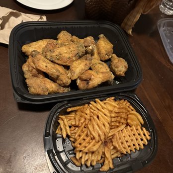 WINGS OVER ITHACA - Updated April 2025 - 95 Photos & 97 Reviews - 121 ...