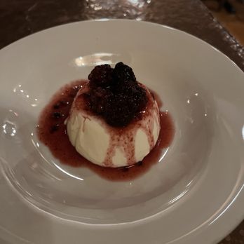 STREET & CO. - Updated January 2025 - 2071 Photos & 1832 Reviews - 33 ...