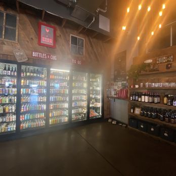 BEER BARN - Updated December 2025 - 68 Photos & 59 Reviews - 3150 E Ray ...