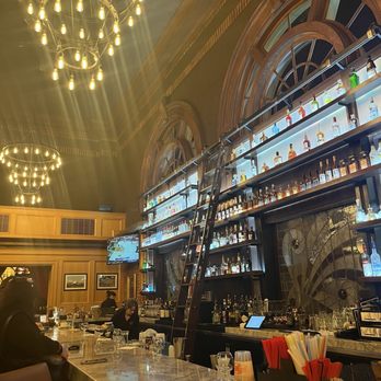 THE OLD SPAGHETTI FACTORY - Updated July 2024 - 83 Photos & 74 Reviews ...