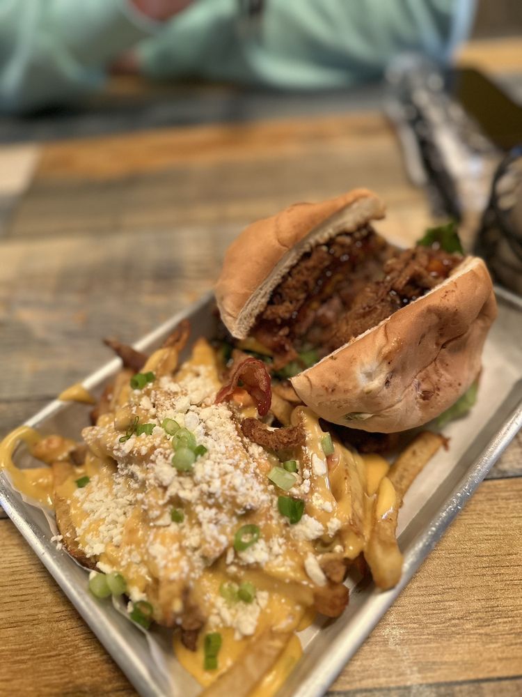 LITTLE BITTY BURGER BARN - Updated July 2024 - 466 Photos & 356 Reviews ...