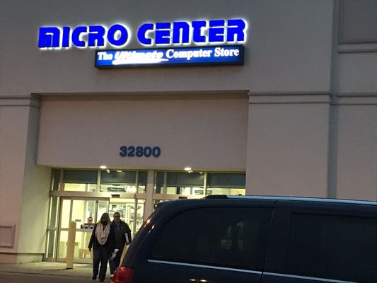 MICRO CENTER - 63 Photos & 159 Reviews - Computers - 32800 Concord Dr ...