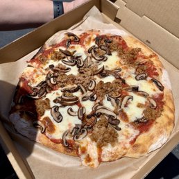 BLUE RIBBON ARTISAN PIZZERIA - 528 Photos & 902 Reviews - 897 S Coast ...