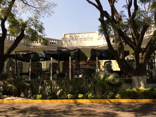 LOS ALMENDROS - Updated December 2024 - Insurgentes Sur 1759, México, D ...
