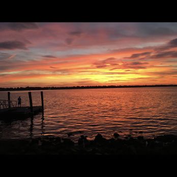 SABIN POINT PARK - Updated December 2025 - 39 Photos - 130 Shore Rd ...