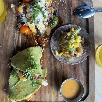 LV MAR TAPAS & COCKTAILS - 1705 Photos & 847 Reviews - 2042 Broadway St ...