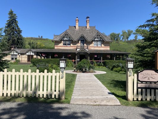 BOW VALLEY RANCHE RESTAURANT - Updated July 2025 - 147 Photos & 83 ...