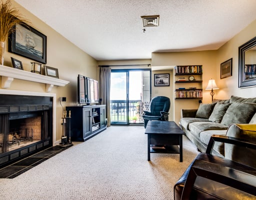 DEBORAH RILEY - Updated July 2025 - 29 Photos & 11 Reviews - 285 ...