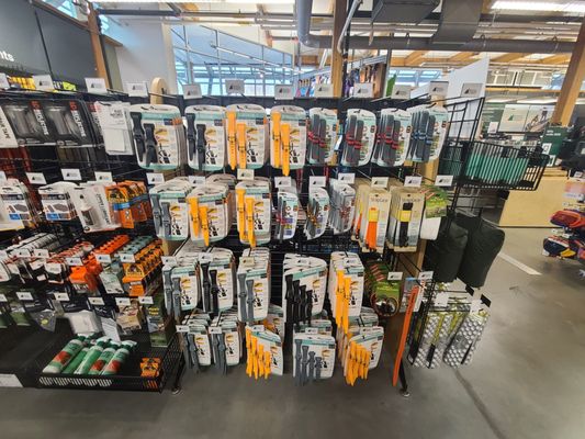 MEC BURLINGTON - Updated January 2026 - 20 Photos & 18 Reviews - 1030 ...