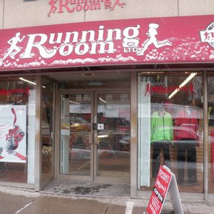 RUNNING ROOM CANADA - Updated July 2025 - 2629 Yonge Street, Toronto ...