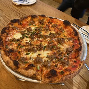 DELAROSA DOWNTOWN - Updated July 2025 - 3138 Photos & 1836 Reviews - 37 ...