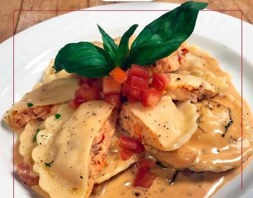 LILLY’S FRESH PASTA - Updated September 2025 - 208 Main St, Everett ...