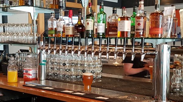 WYE HILL KITCHEN & BREWING - 542 Photos & 400 Reviews - 201 S Boylan ...