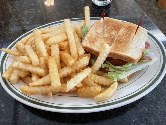 GROTON TOWNHOUSE RESTAURANT - Updated November 2025 - 132 Photos & 219 ...