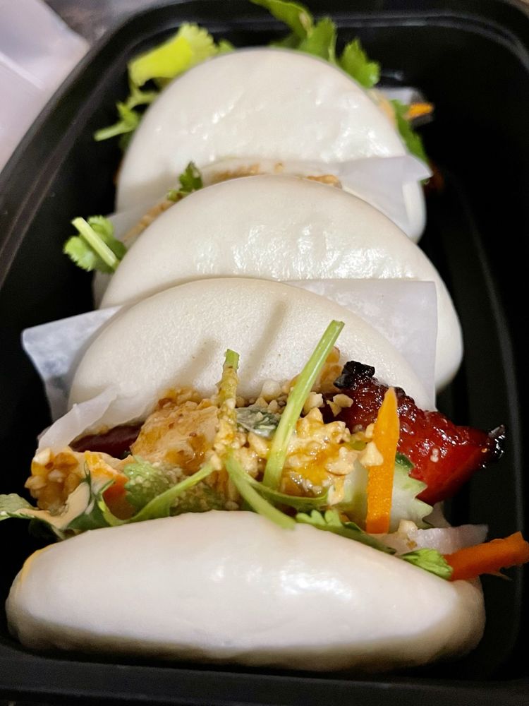 NYOB ZOO CAFE - Updated January 2026 - 18 Photos - 1119 Michigan Ave ...