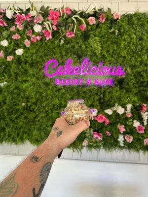 CAKELICIOUS BAKERY & CAFE - Updated December 2025 - 24 Photos - 1227 ...