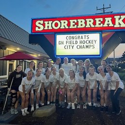 SHOREBREAK PIZZA & TAPHOUSE - Updated December 2025 - 649 Photos & 577 ...