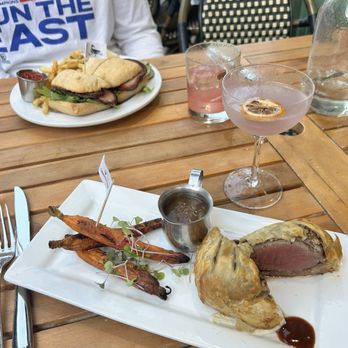 GRAYLYNN - Updated November 2024 - 413 Photos & 120 Reviews - 537 Main ...