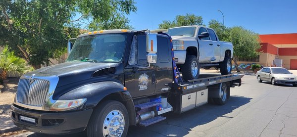 SUNNY SKY TOWING - Updated July 2025 - 14 Photos - Phoenix, Arizona ...