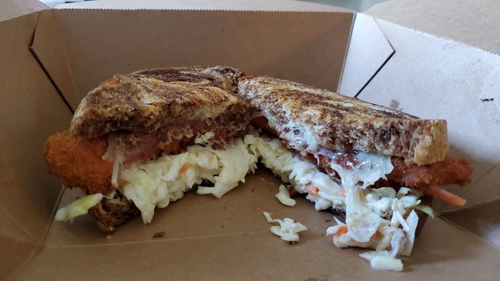 WILDWOOD SPORTS BAR & GRILL - 88 Photos & 92 Reviews - 1517 16th St SW ...