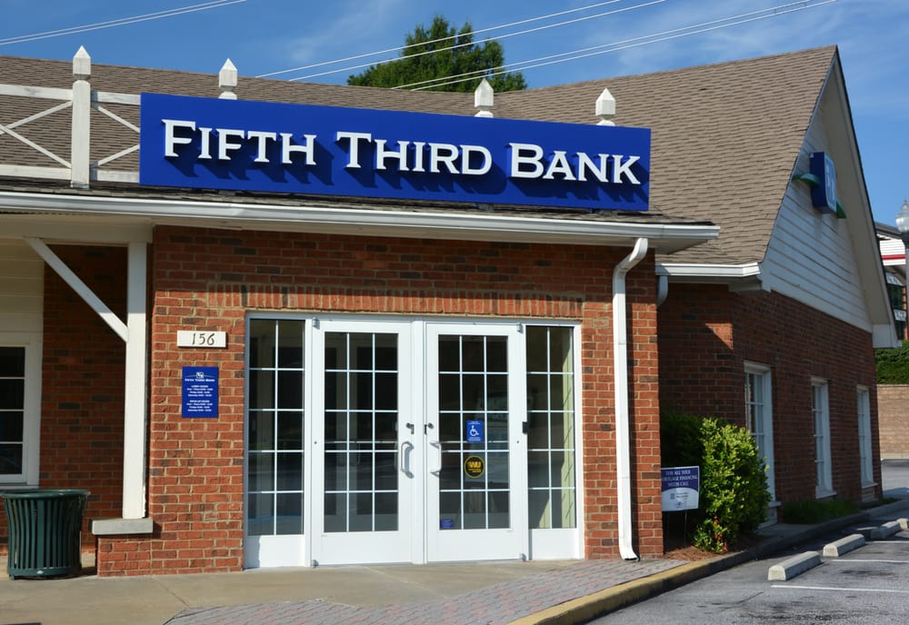 FIFTH THIRD BANK - Updated January 2025 - 2810 Paces Ferry Rd SE ...