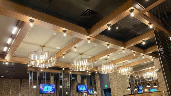 TIN LIZARD BAR AND GRILL - Updated December 2025 - 17 Photos - 2717 ...