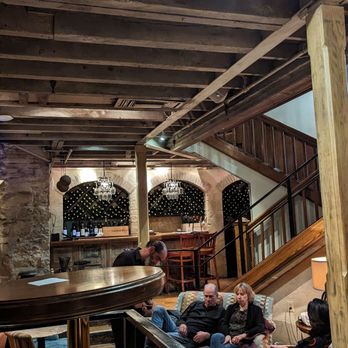 LAMBERTVILLE STATION WINE CELLAR - Updated September 2025 - 85 Photos ...