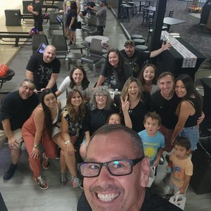 OAK TREE LANES BOWLING AND SPORTS BAR - 102 Photos & 243 Reviews - 990 ...