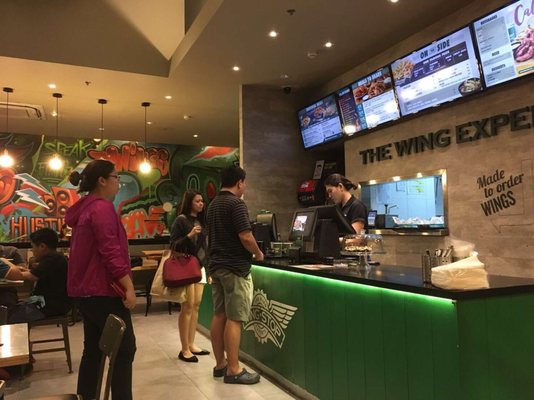 WINGSTOP - Updated October 2025 - 13 Photos - Ground Floor, Glorietta 2 ...