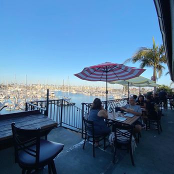 The Lookout Bar & Grill - Cheap - Sports Bars - Updated June 2025 - 320 ...