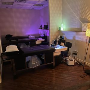 ATANA HEAD SPA - Updated December 2024 - 51 Photos & 23 Reviews - 843 W University Dr, Tempe ...