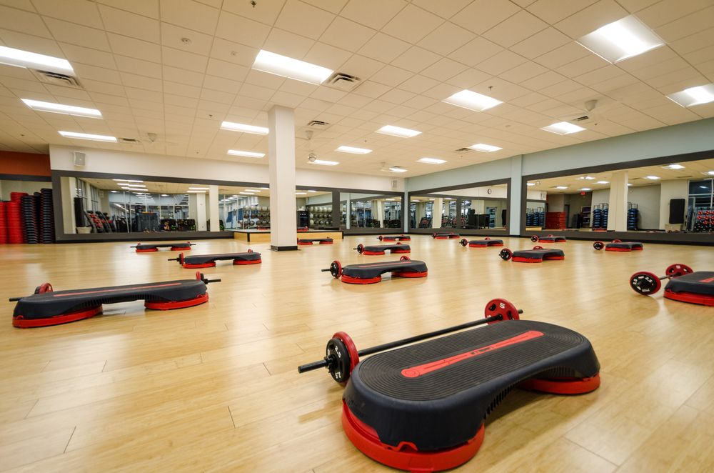 ONELIFE FITNESS - BALLSTON - Updated January 2026 - 74 Photos & 185 ...