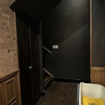 SUNSET & VINYL - Updated August 2025 - 138 Photos & 228 Reviews - 1521 ...