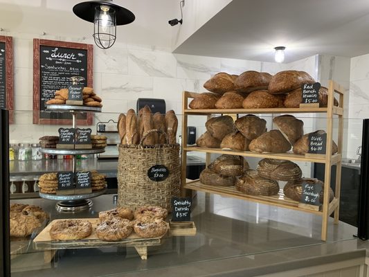 RED BENCH BAKERY - 51 Photos & 66 Reviews - Cafes - 500 N Chestnut St ...